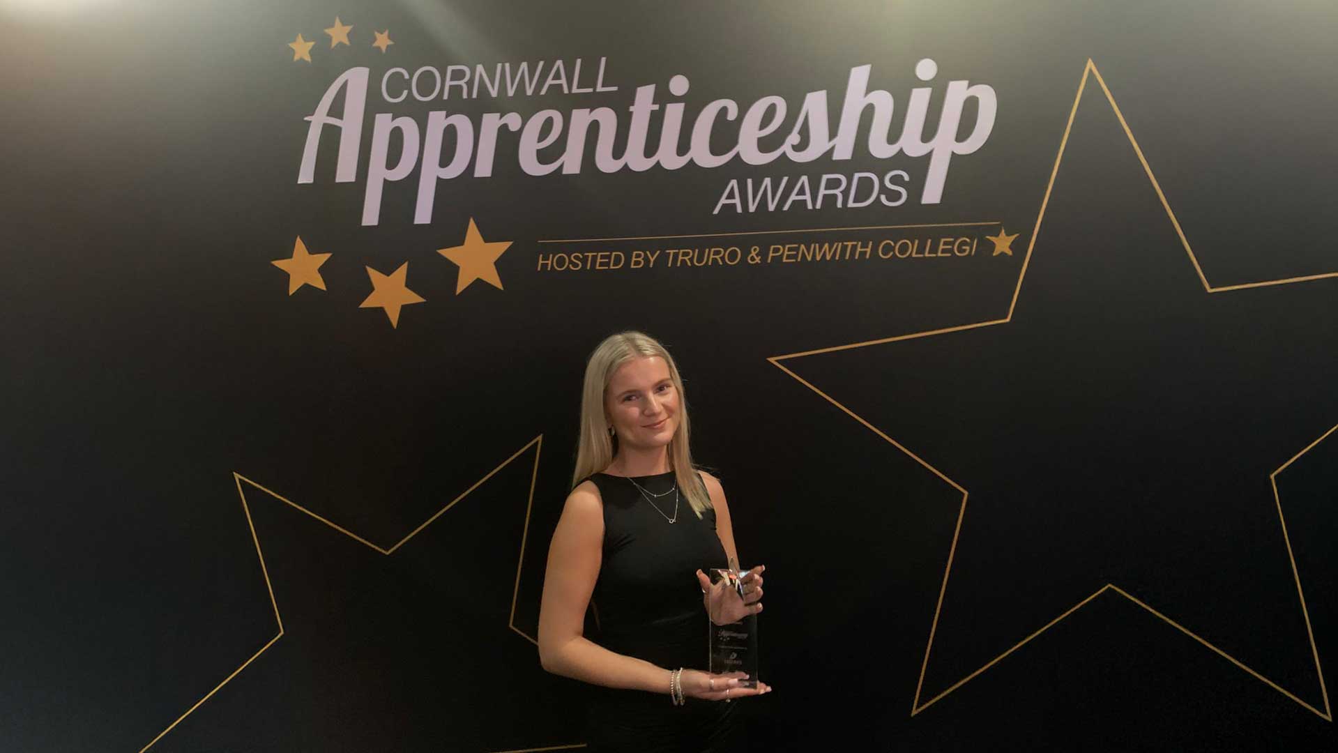 Grace Gordon Wins Cornwall’s Accountancy Apprentice Of The Year 2025 ...